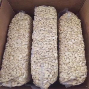 NOIX DE CAJOU DÉCORTIQUÉ PRIX CIF W320 À 6000$/T - Maroc - EspaceAgro